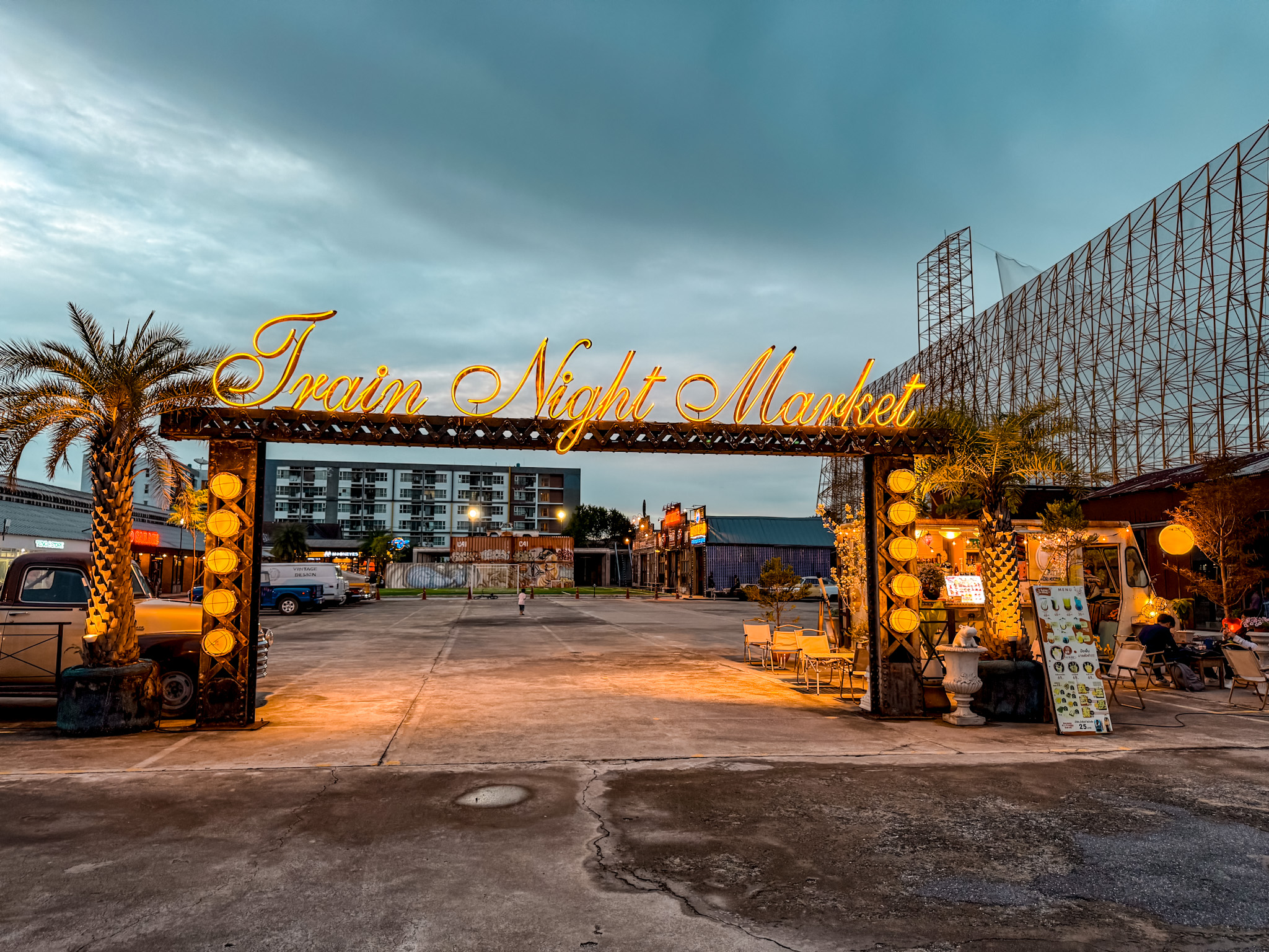 Best Night Markets in Bangkok: What to Eat, How to Get There, and When ...